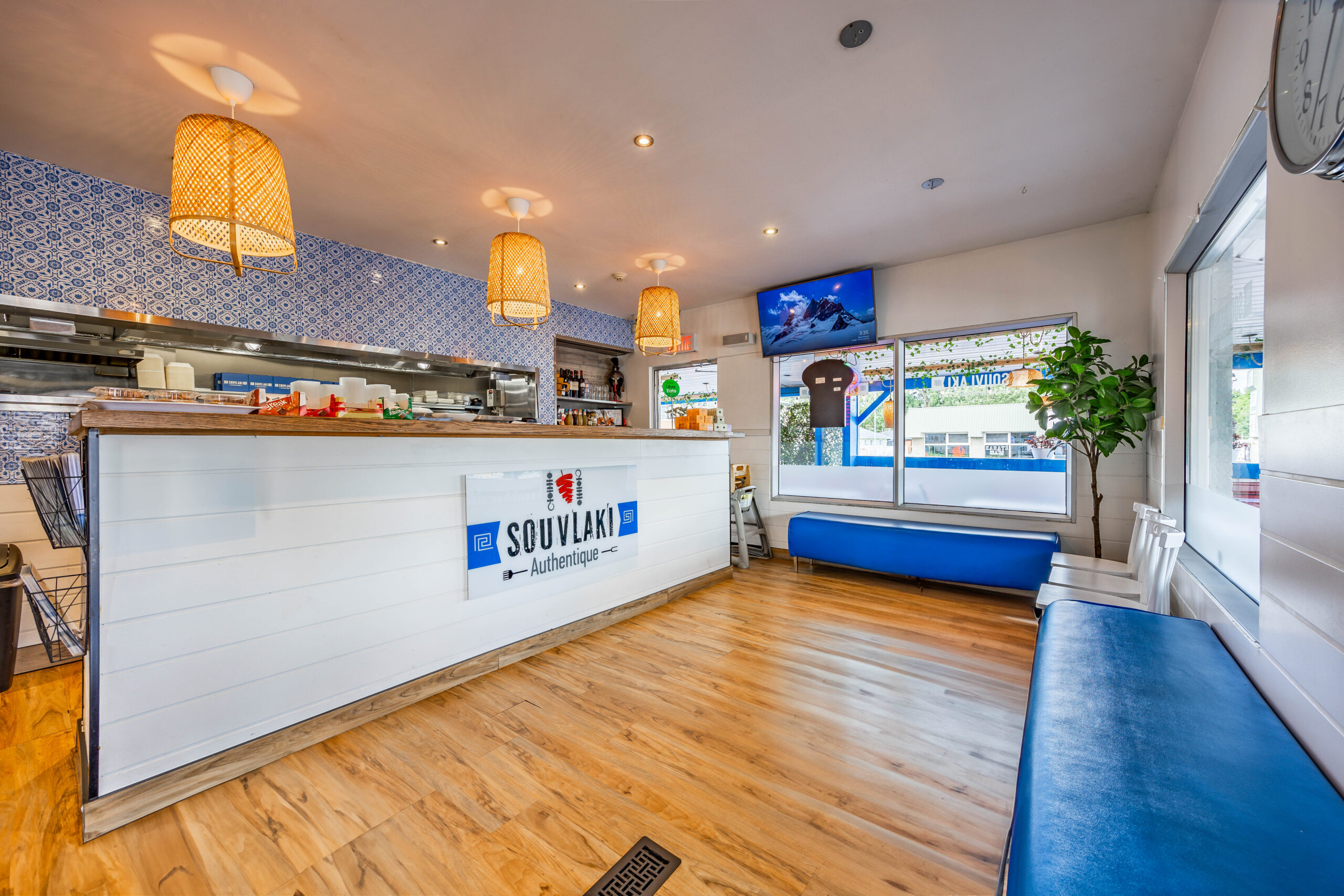 Find a Souvlaki Authentique Restaurant Near You